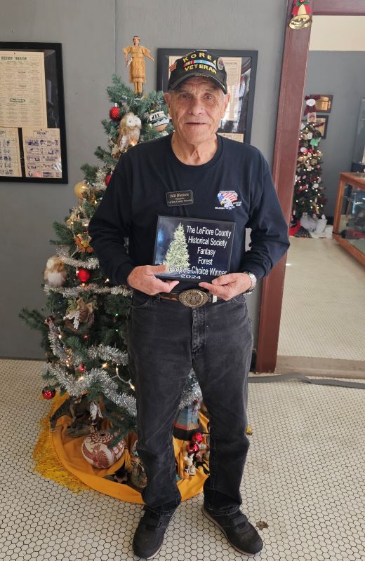 TWO WINNERS DECLARED IN THE FANTASY FOREST DECORATING CONTEST - OKW News